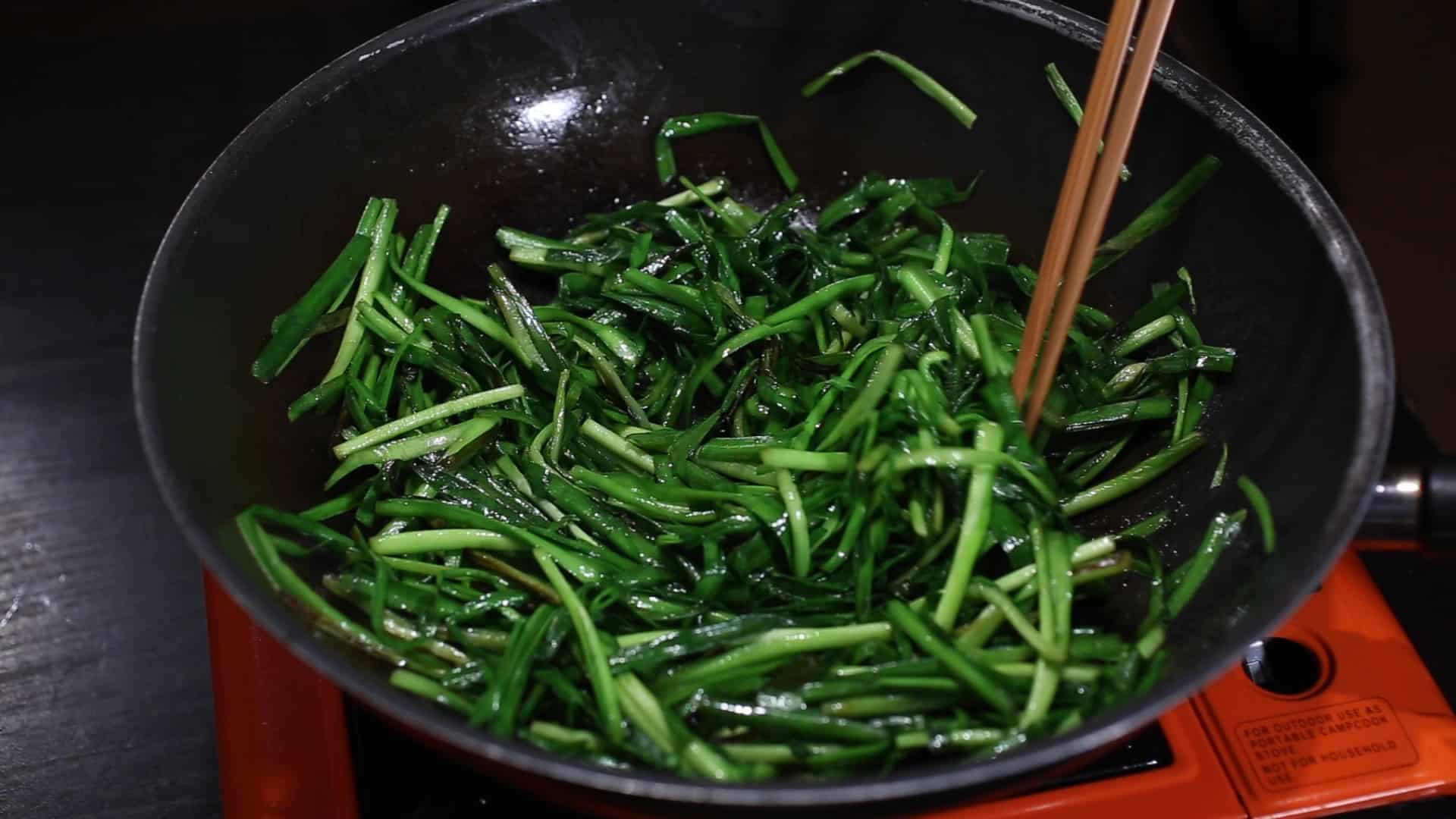 Niratama Garlic Chives and Eggs - Cooking Japanese