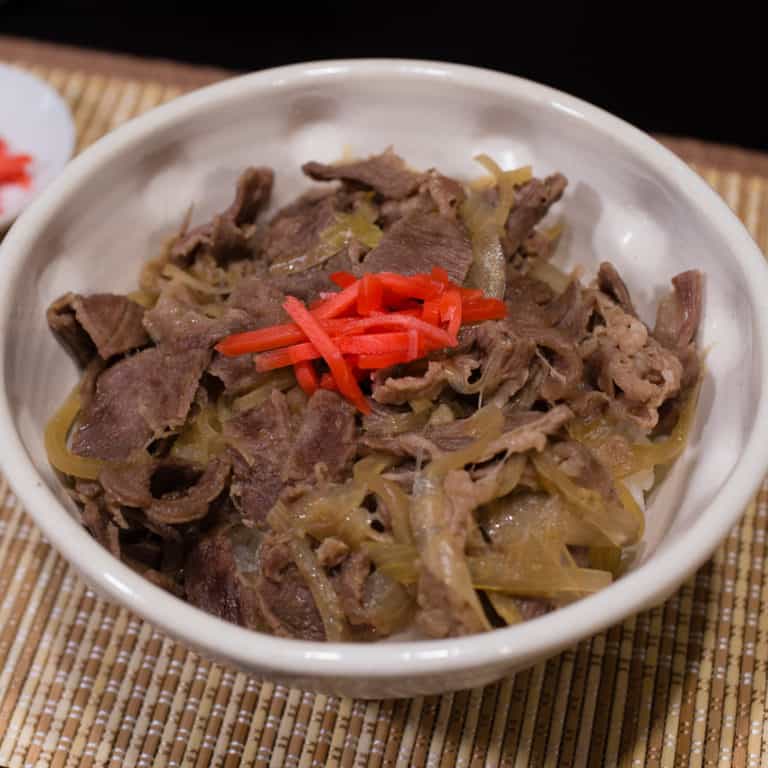 Gyudon Japanese Beef Bowl - Cooking Japanese