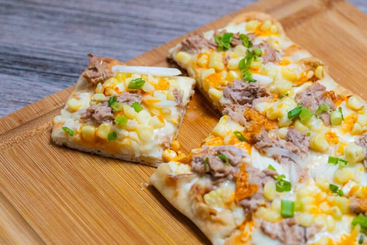 Japanese Pizza - Tuna Mayo - Cooking Japanese